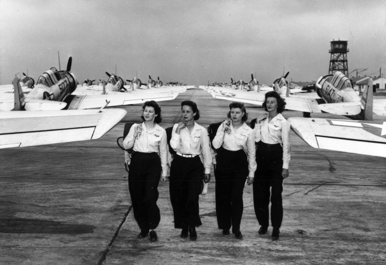 Women Pioneers in Aviation History | Fast Private Jet